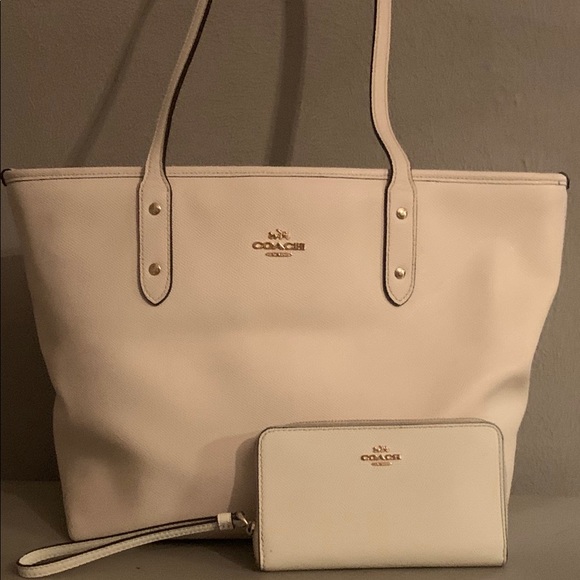 Coach | Bags | Authentic Coach Set | Poshmark